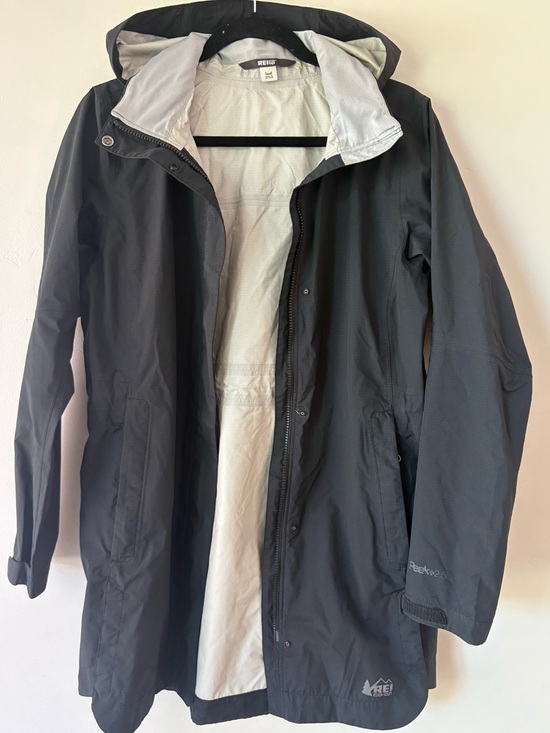 REI | Jackets & Coats | Rei Coop Peak 25l Waterproof Hooded Rain Jacket ...